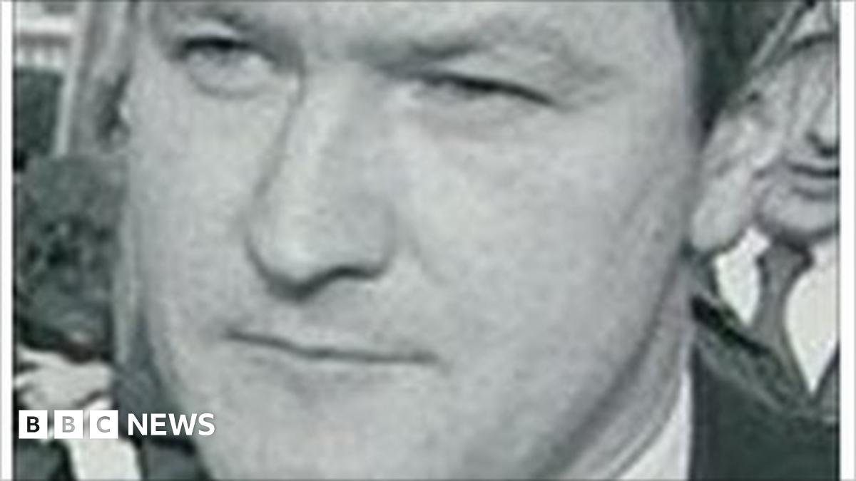 Pat Finucane family 'disappointed' at inquiry delay - BBC News
