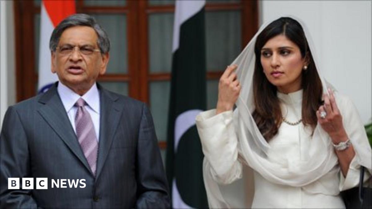 India and Pakistan relations 'on right track' - BBC News