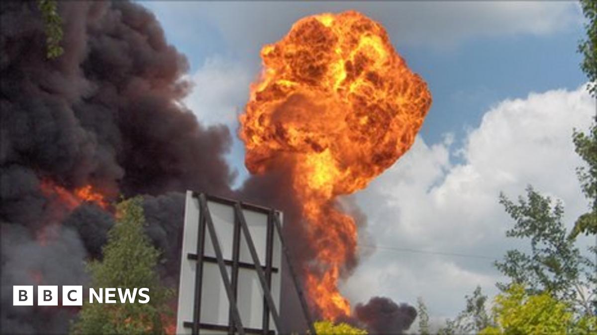 Companies fined over Crewe chemical fire - BBC News