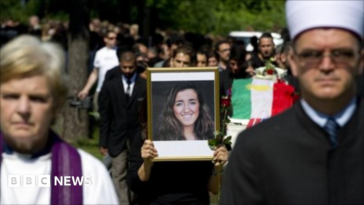 Norway shooting: Funerals for Breivik victims - BBC News