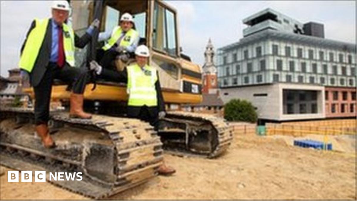 Woolwich Central development: Work begins on 960 homes - BBC News