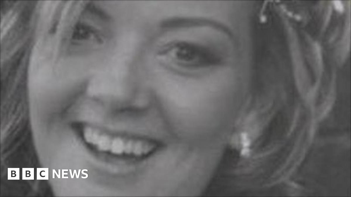 Kerry Smith murder case: appeal for 'Good Samaritan' - BBC News