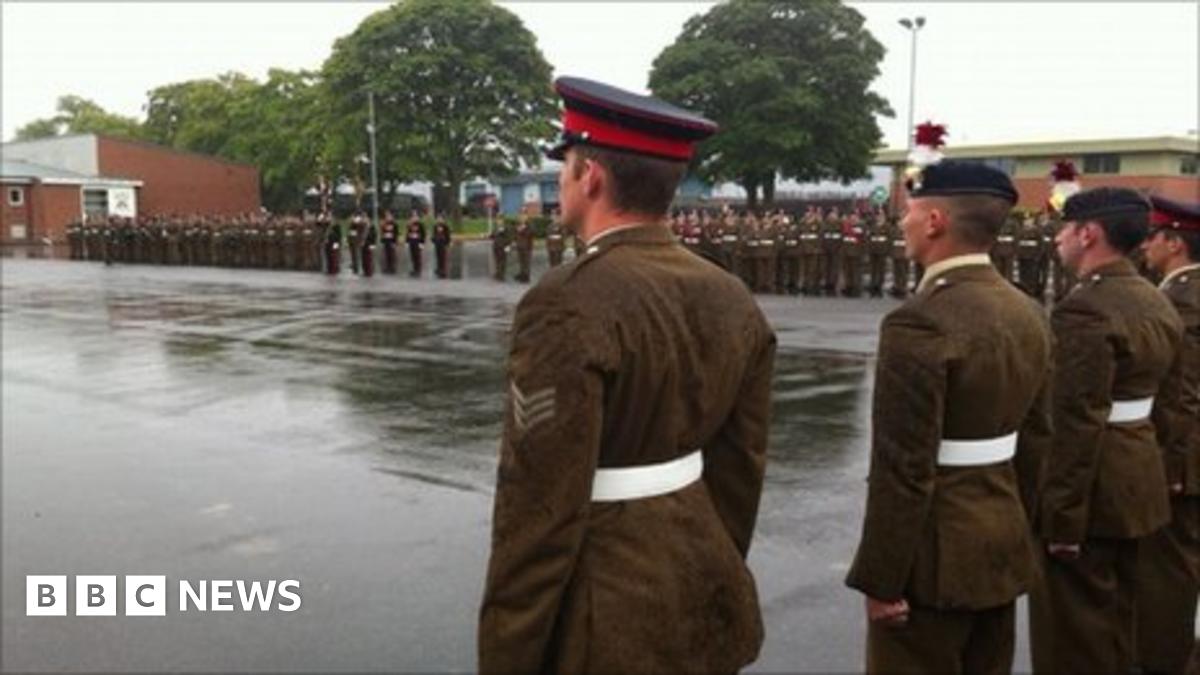 Soldiers receive service medals at Tidworth Barracks - BBC News