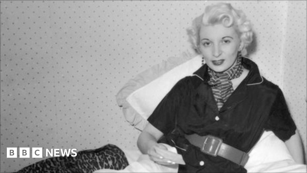 Does the public want the death penalty brought back? - BBC News