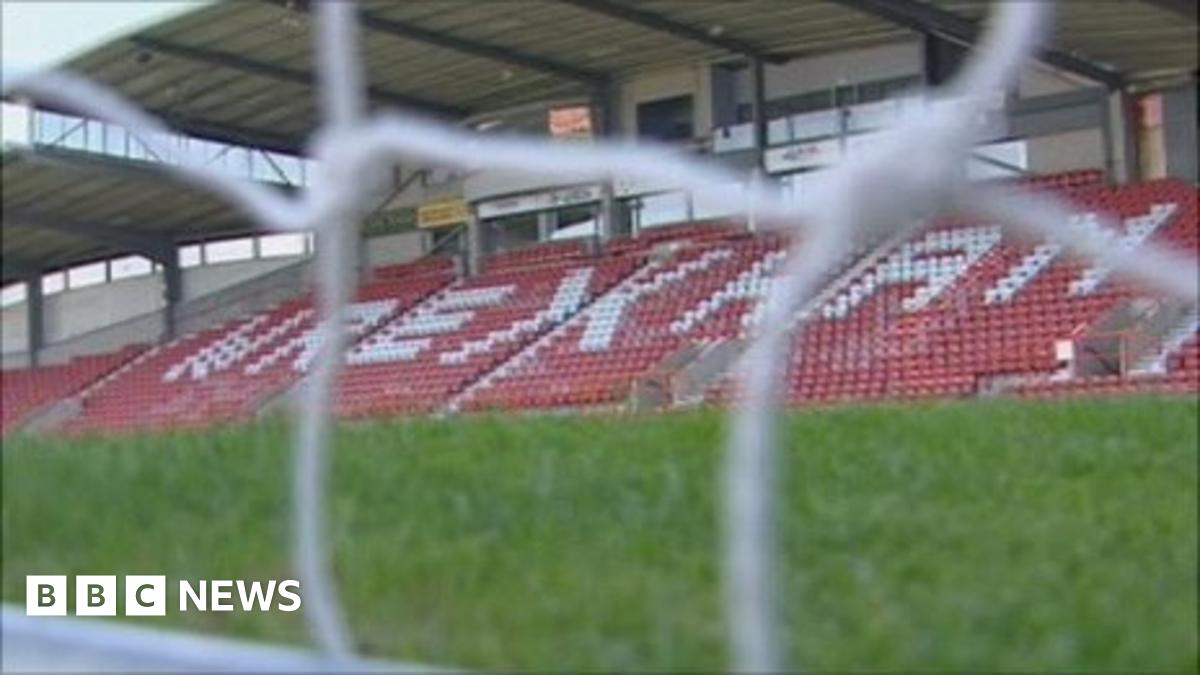 Wrexham FC Racecourse stadium £10m revamp push by Glyndwr University ...