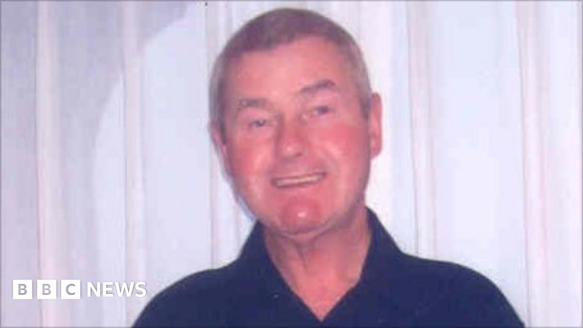 Sonae factory death of James Kay: No police action - BBC News