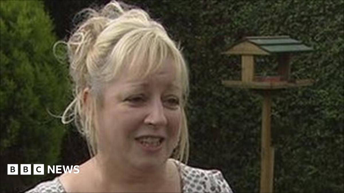 Cancer patients not active enough, according to charity - BBC News