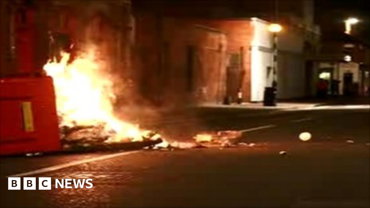 Arrest over Gloscat fire during riots in Gloucester - BBC News