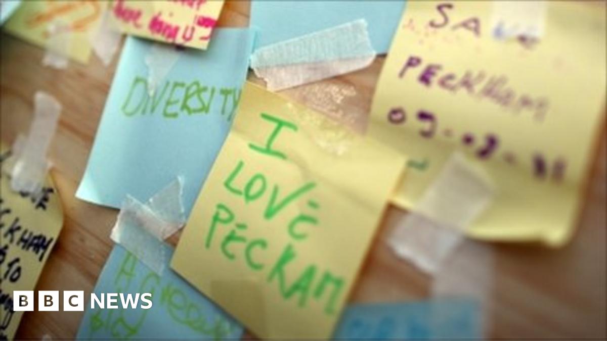 London riots: Peckham 'Wall of Love' to be preserved - BBC News