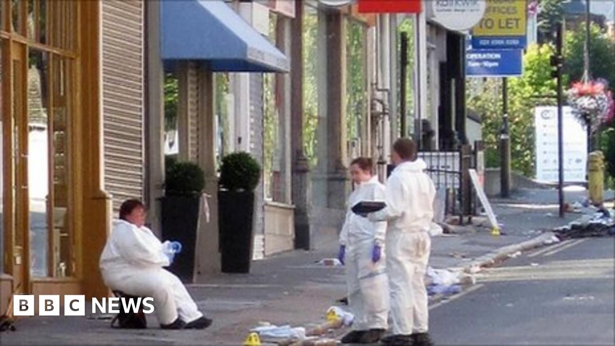 Riots: Arrest over death of Richard Bowes - BBC News