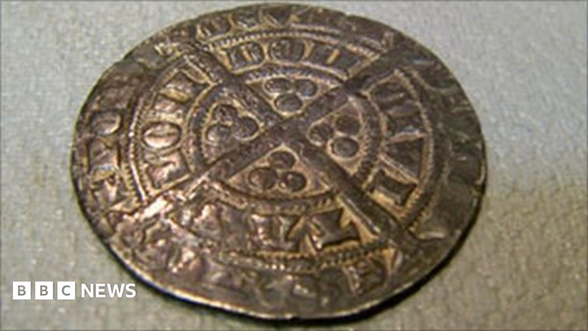 Richard II silver groats 'could sell for £1,000' - BBC News
