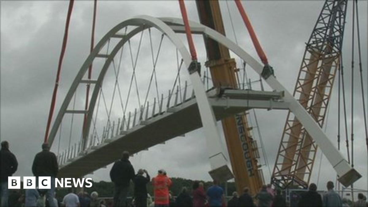 Workington linked by replacement Navvies Bridge - BBC News