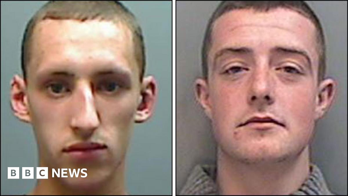 England riots: Two jailed for using Facebook to incite disorder - BBC News