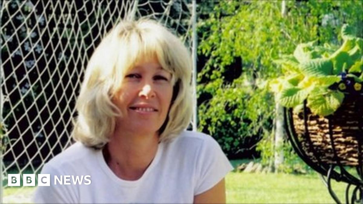 Signalman and Network Rail guilty over level crossing death - BBC News