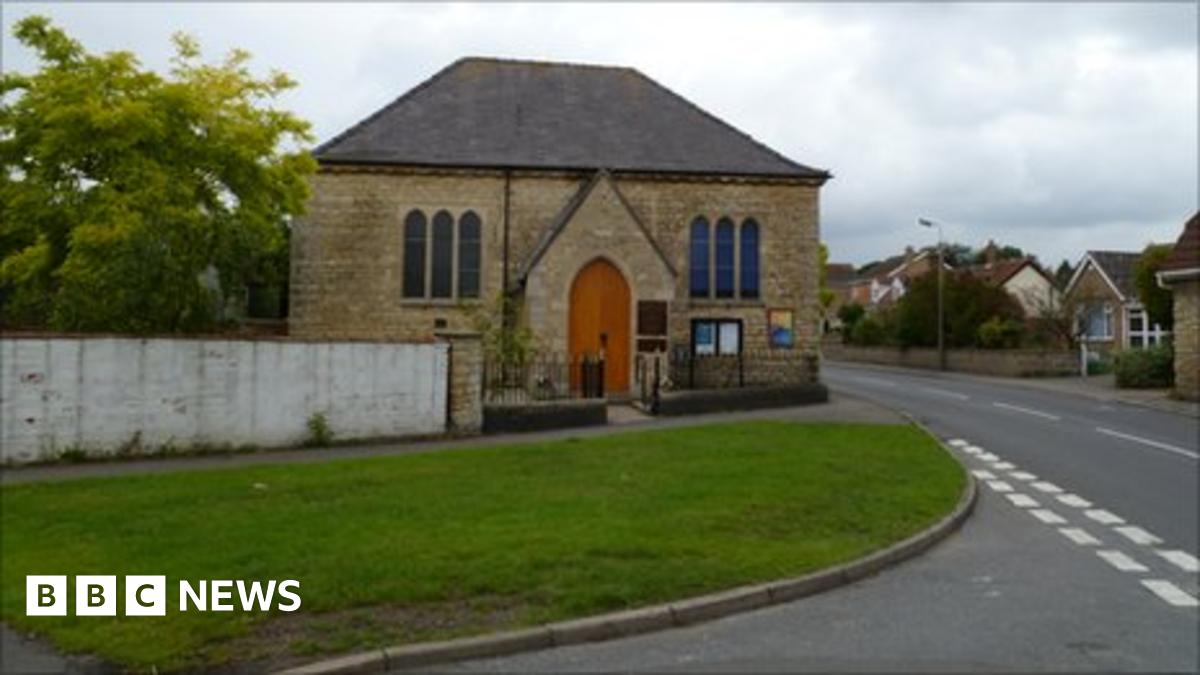 Welton church too small to accommodate its congregation - BBC News