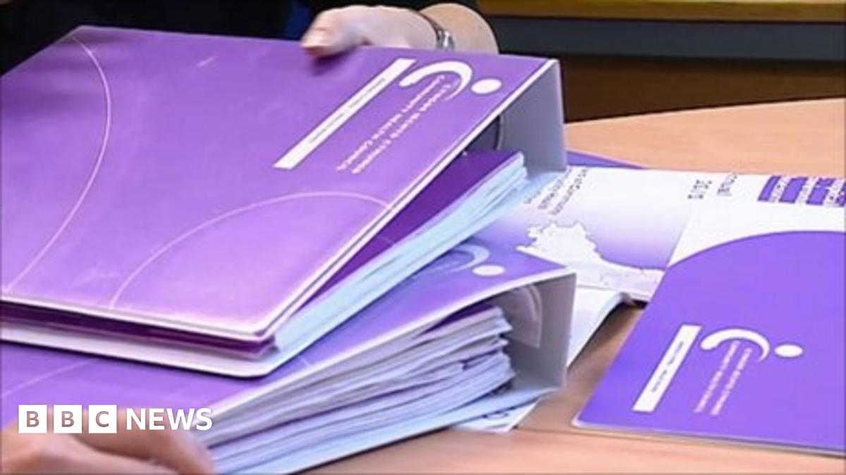 Welsh CHCs in Welsh Language Board translation cost row - BBC News