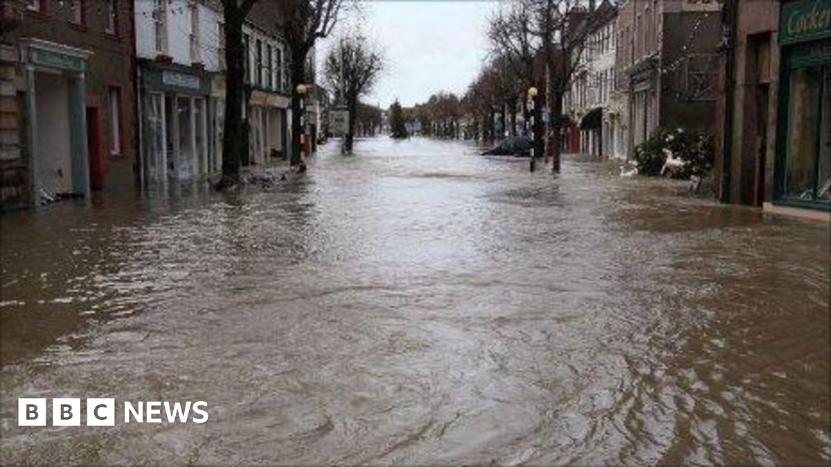 Ulverston flood support centre set to close - BBC News