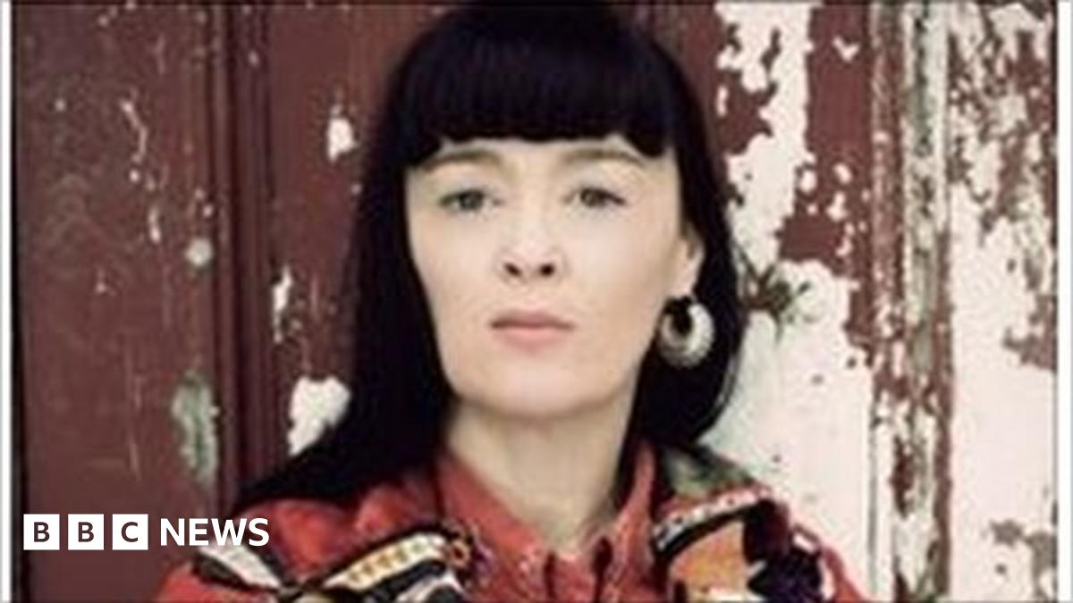 Bronagh Gallagher's soul searching: After Midnight - BBC News