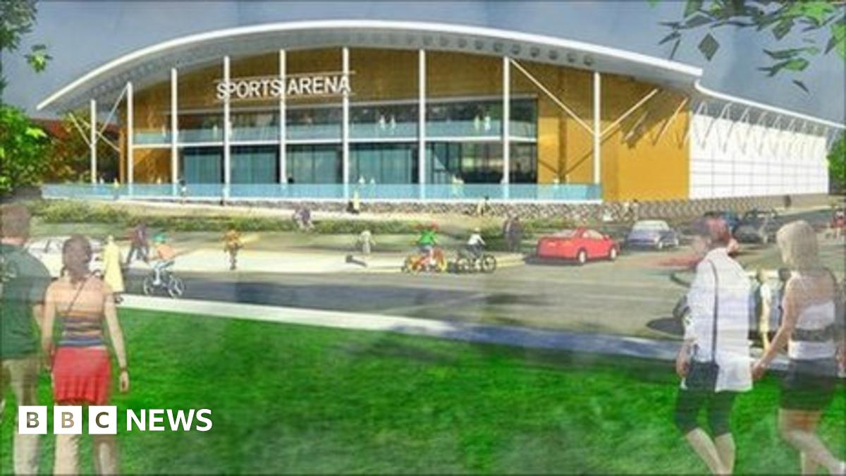 Worcester arena gets donation from Clive Richards - BBC News