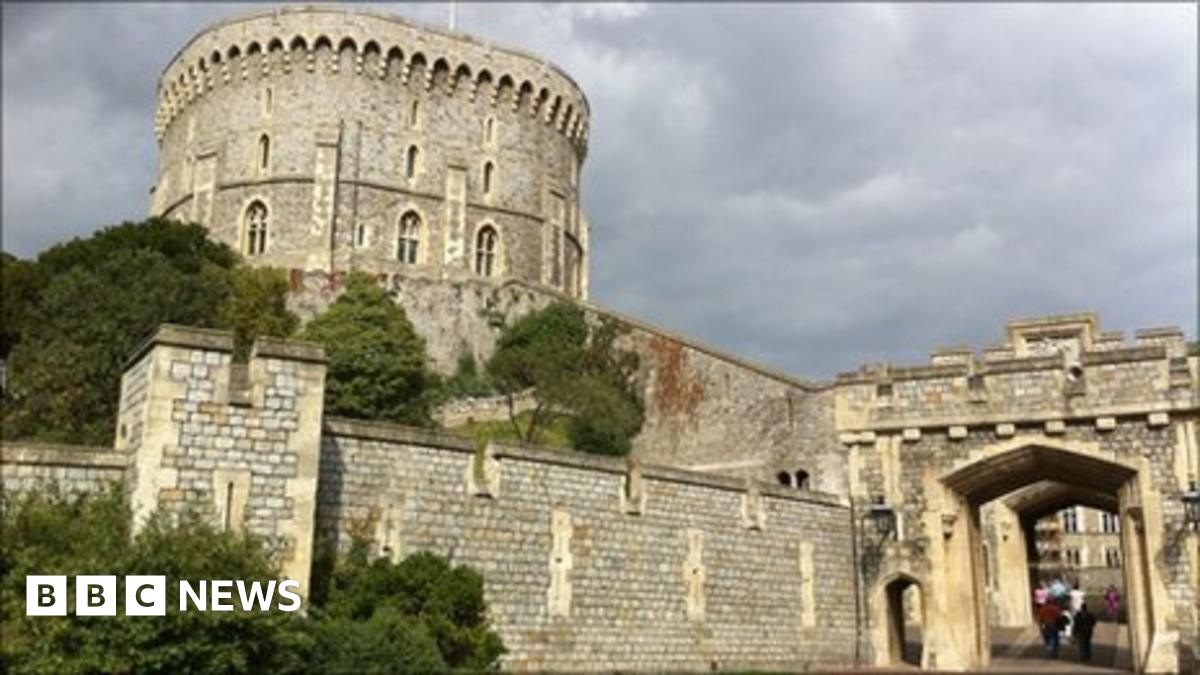 Windsor Castle will be powered by hydro-electricity - BBC News