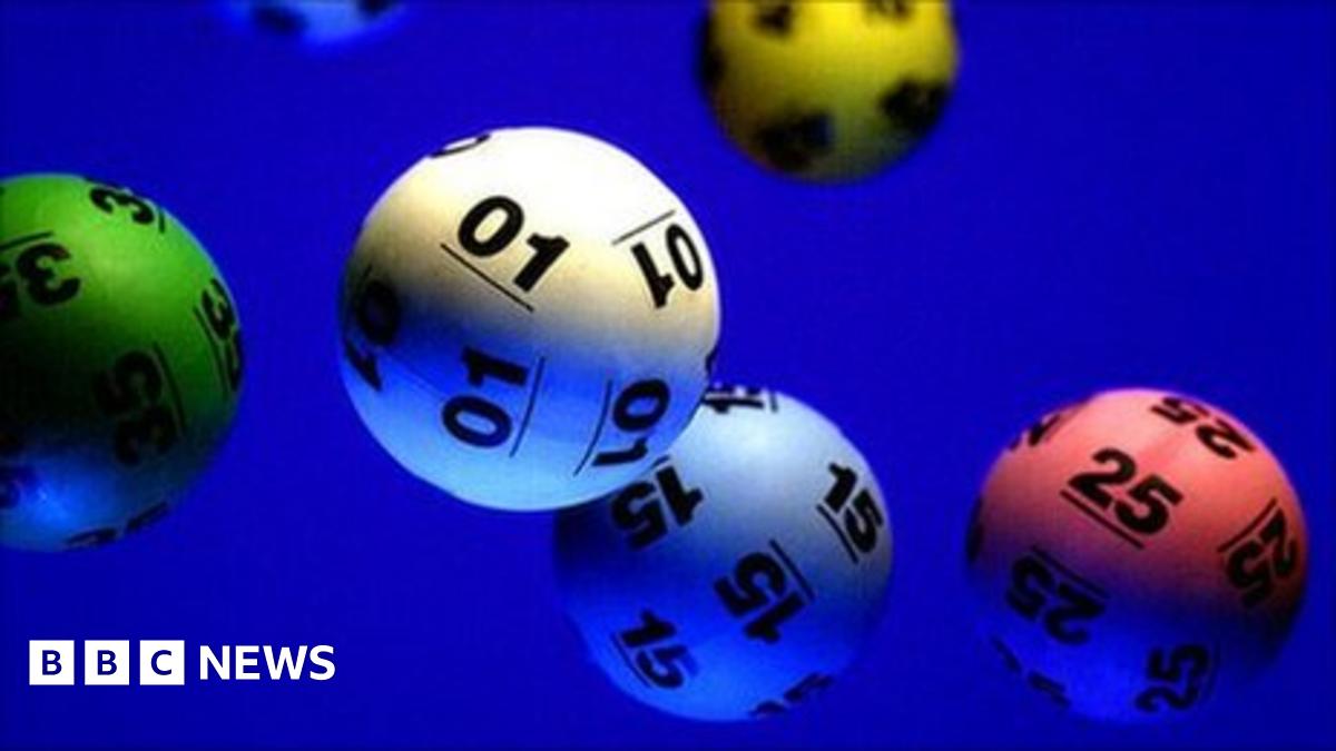 National Lottery advert for Newport £612k ticket owner - BBC News