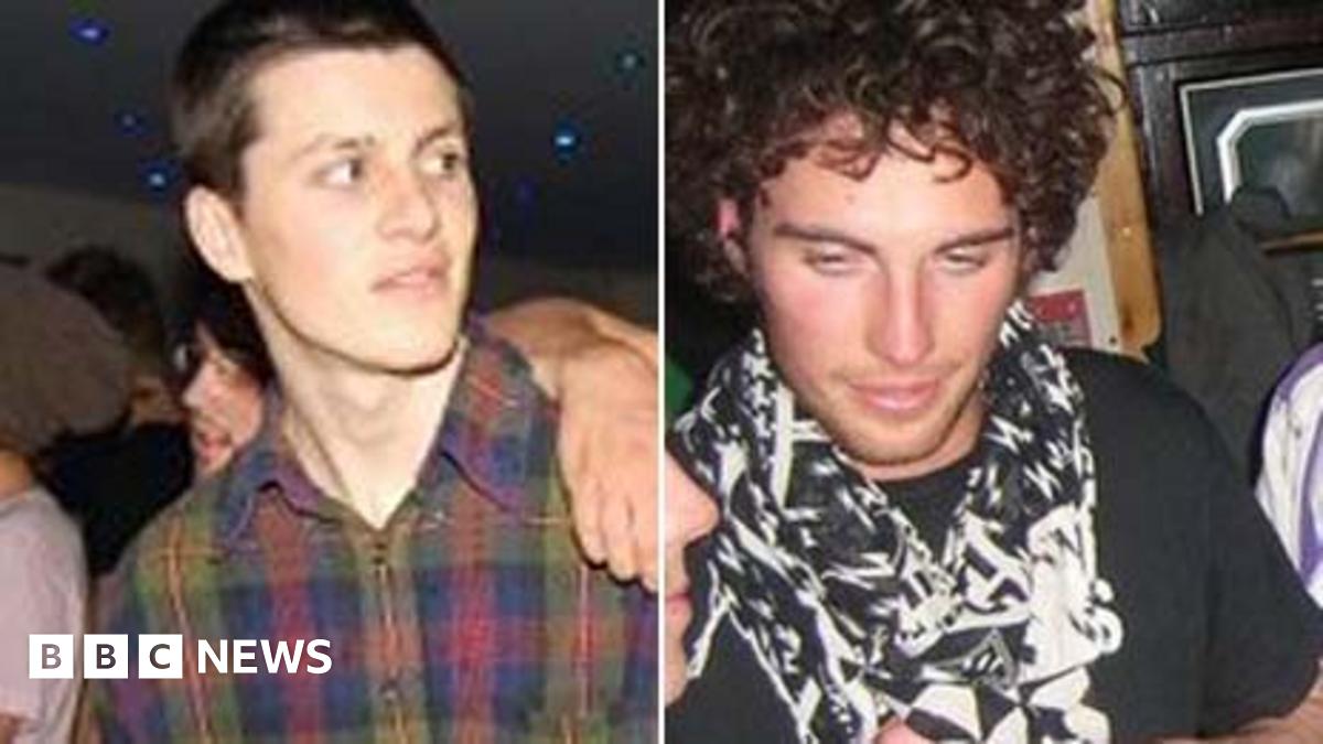 Anglesey search: Lewis Darroch and Callum Mackay named - BBC News