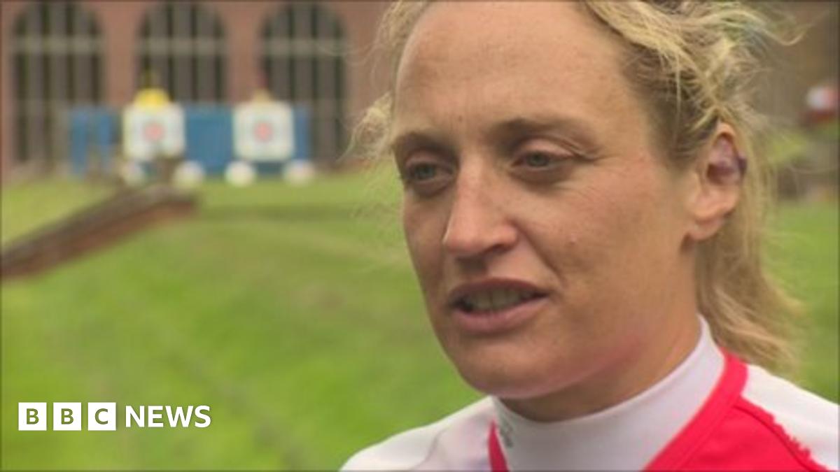 Archer Alison Williamson appointed MBE - BBC News