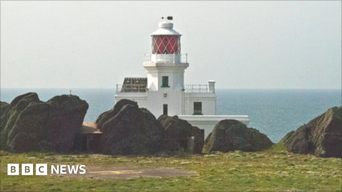Skokholm island settlements uncovered by laser survey - BBC News