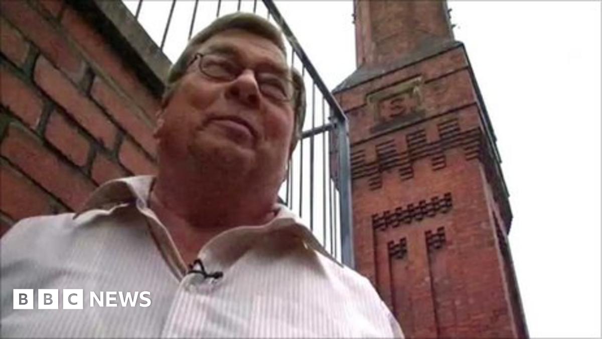 Ex-Wrexham MP wants Victorian brewery chimney takeover - BBC News