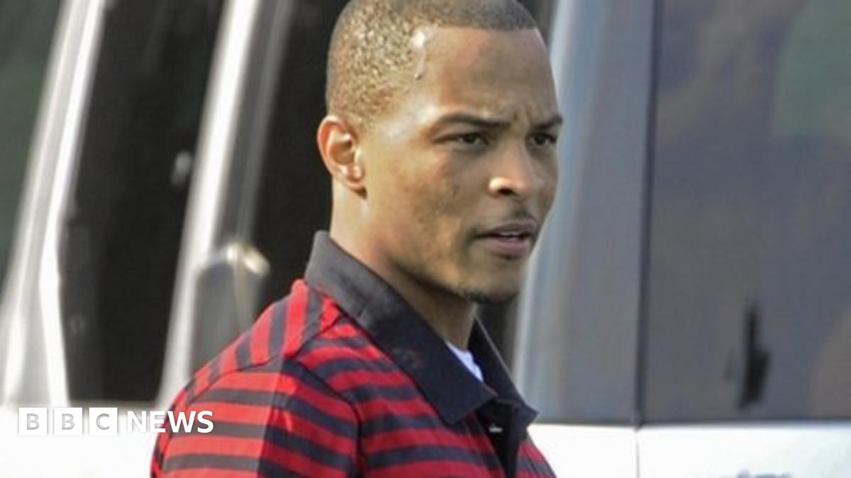 T.I. is released early from prison after drug sentence - BBC News