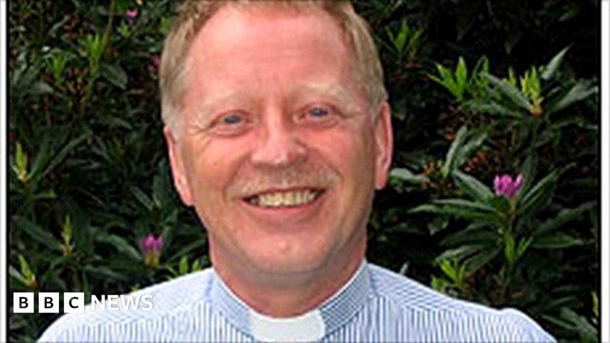 Rev David Latimer: History will judge Sinn Fein speech - BBC News