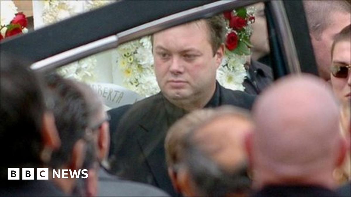 Australian slain mobster Carl Williams 'was informant' - BBC News