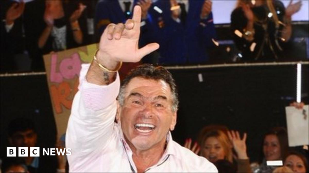 Gypsy Wedding star Paddy Doherty wins Celebrity Big Brother - BBC News