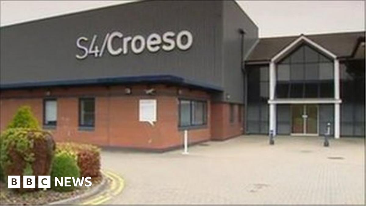 S4C to launch all programmes on BBC iPlayer next autumn - BBC News