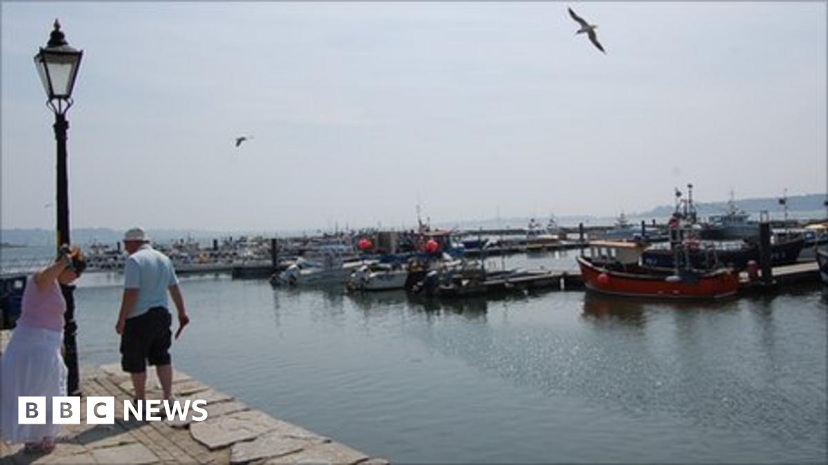 Draft 'master plan' for Poole port and harbour released - BBC News
