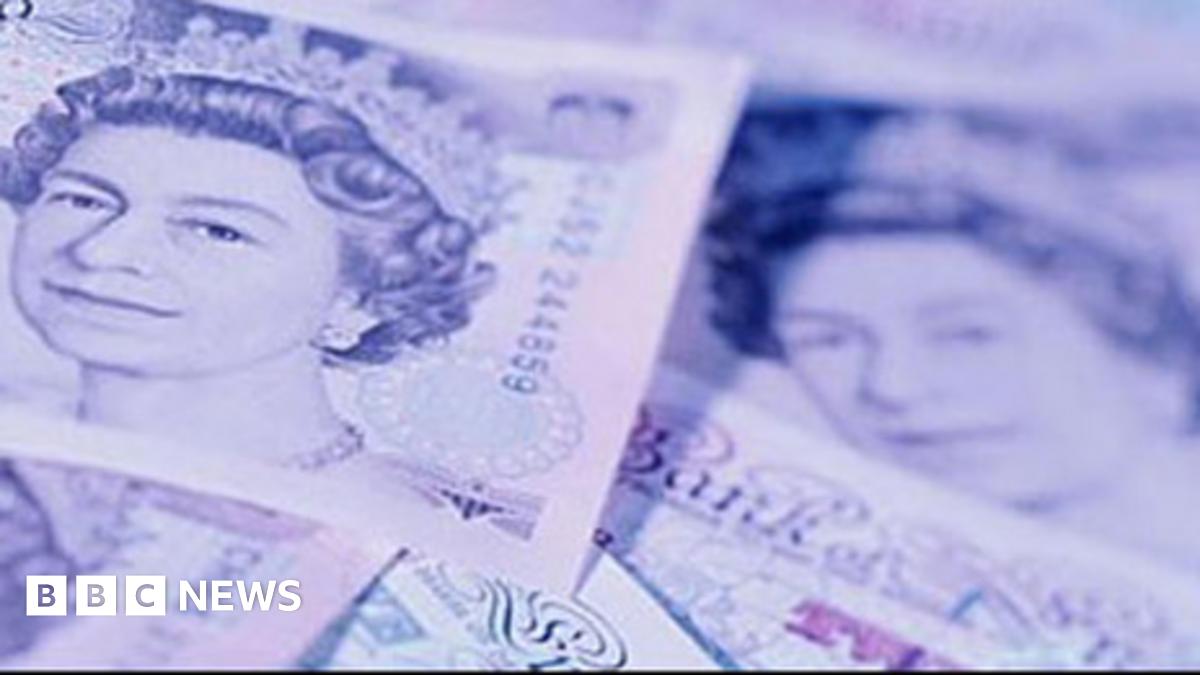 Community Money Advice charity sees rise in demand - BBC News