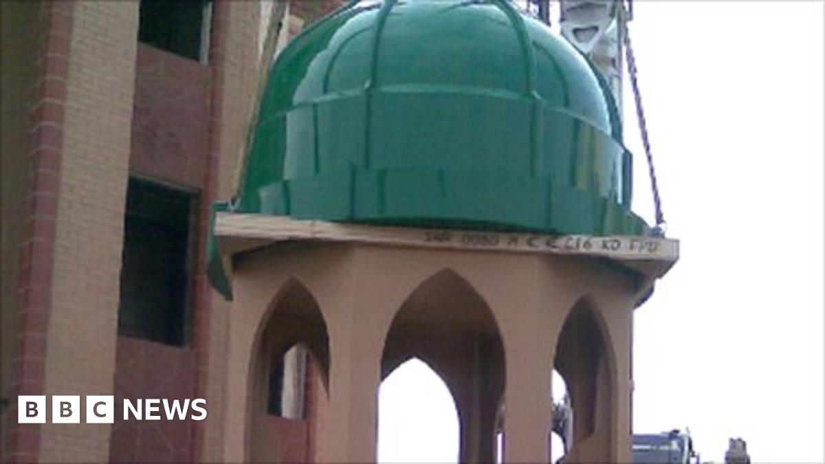 Building work ends at £2m mosque in Stockton - BBC News