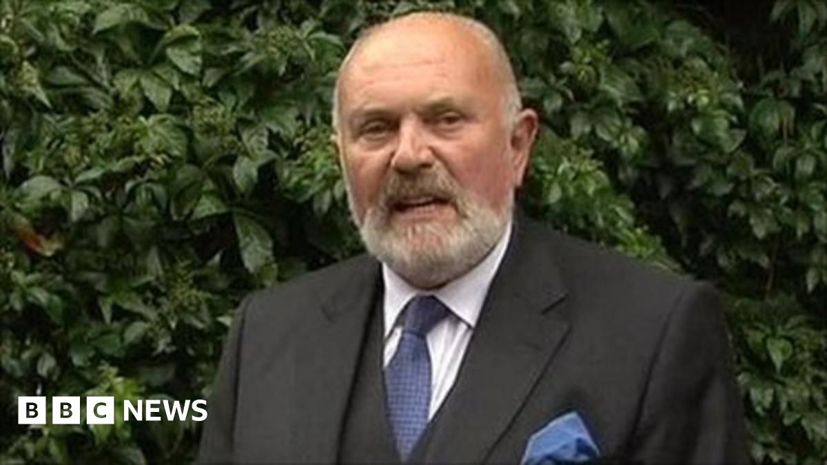 David Norris close to returning to presidential race - BBC News