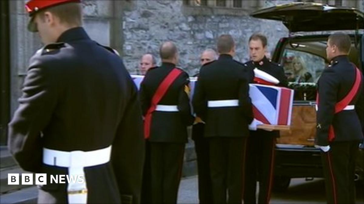 Plymouth funeral for killed Royal Marine Barry Weston - BBC News