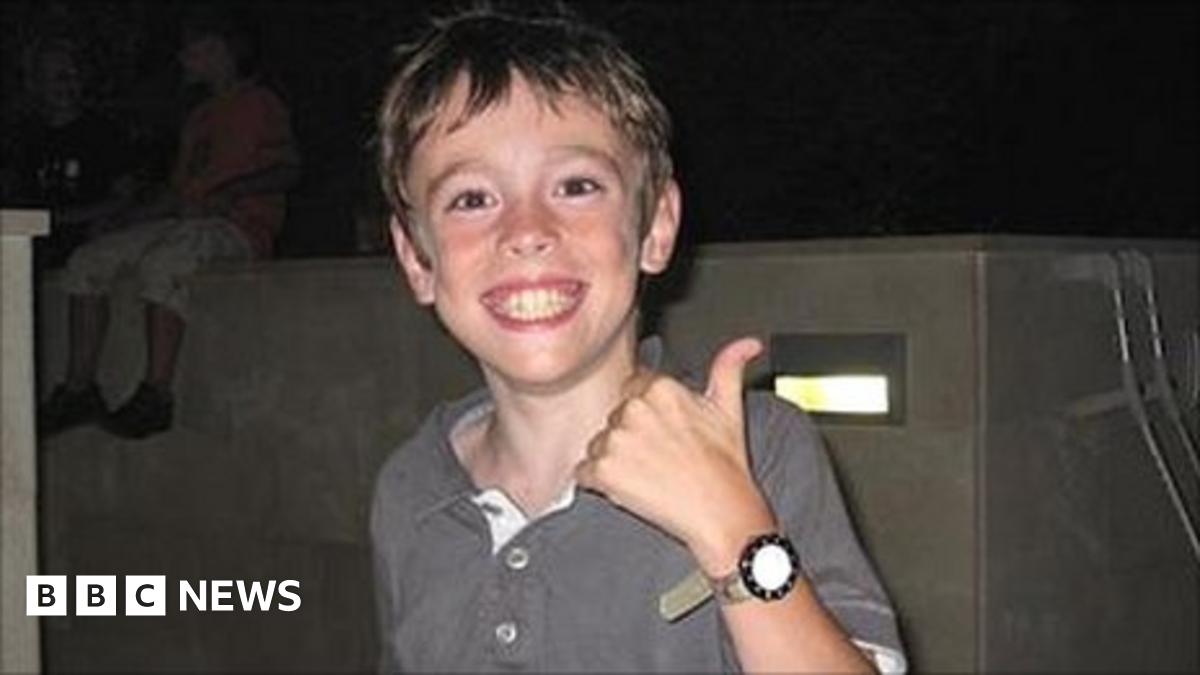 Alex McIver in fundraising bike ride at Clapham Common - BBC News