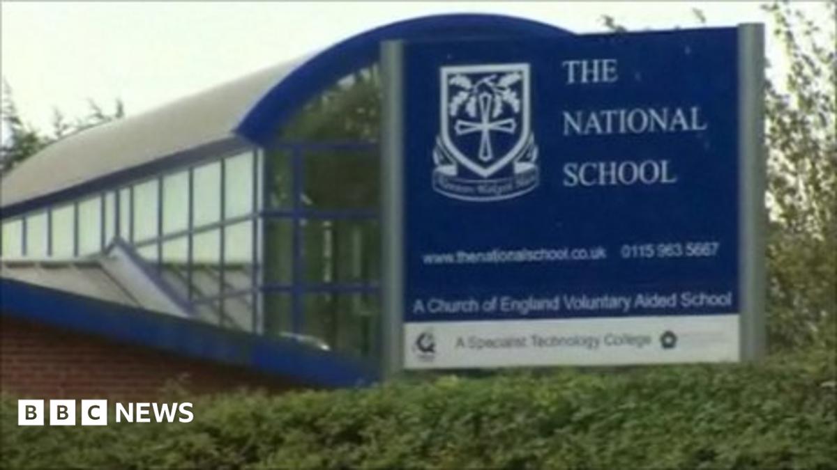 Boy improving after Hucknall National school fight - BBC News