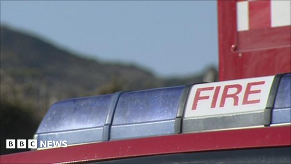 Firefighters hit and spat on in Pilot Street, Belfast - BBC News