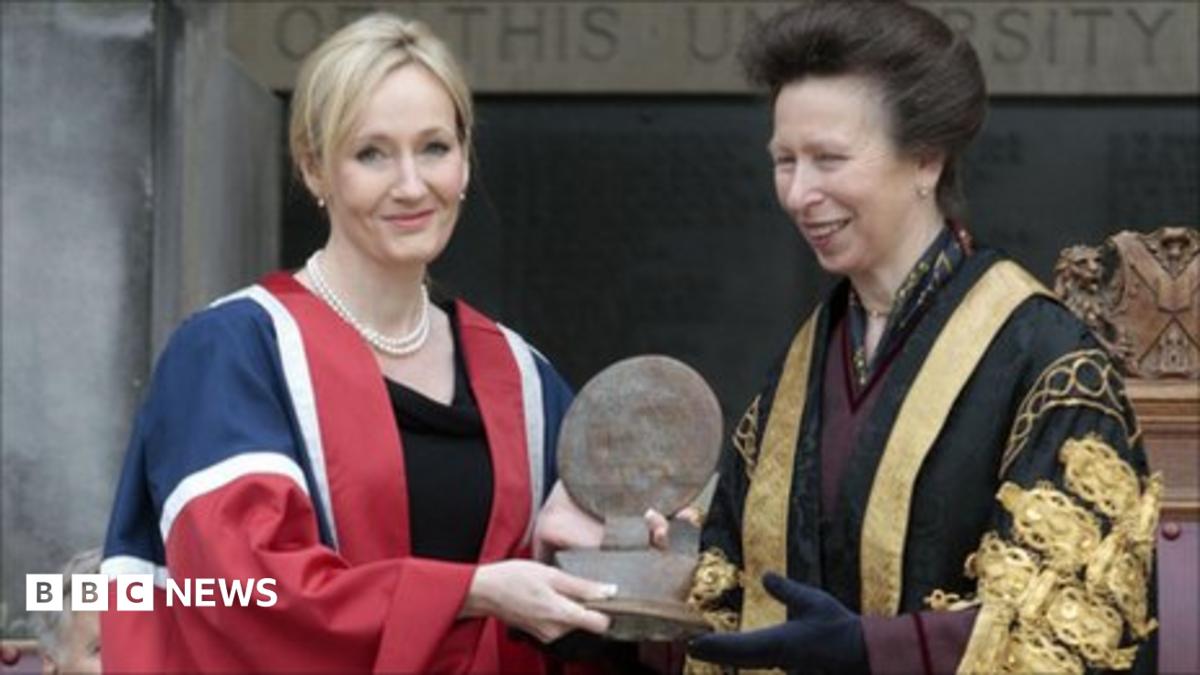 Princess Royal becomes Edinburgh University chancellor - BBC News