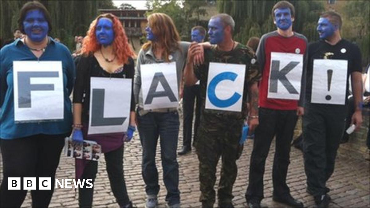 FLACK magazine created by Cambridge homeless community - BBC News