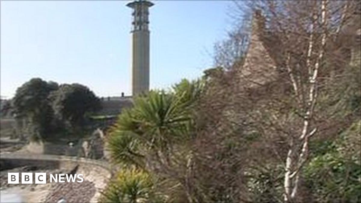 Jersey survey assesses 4,000 listed buildings - BBC News