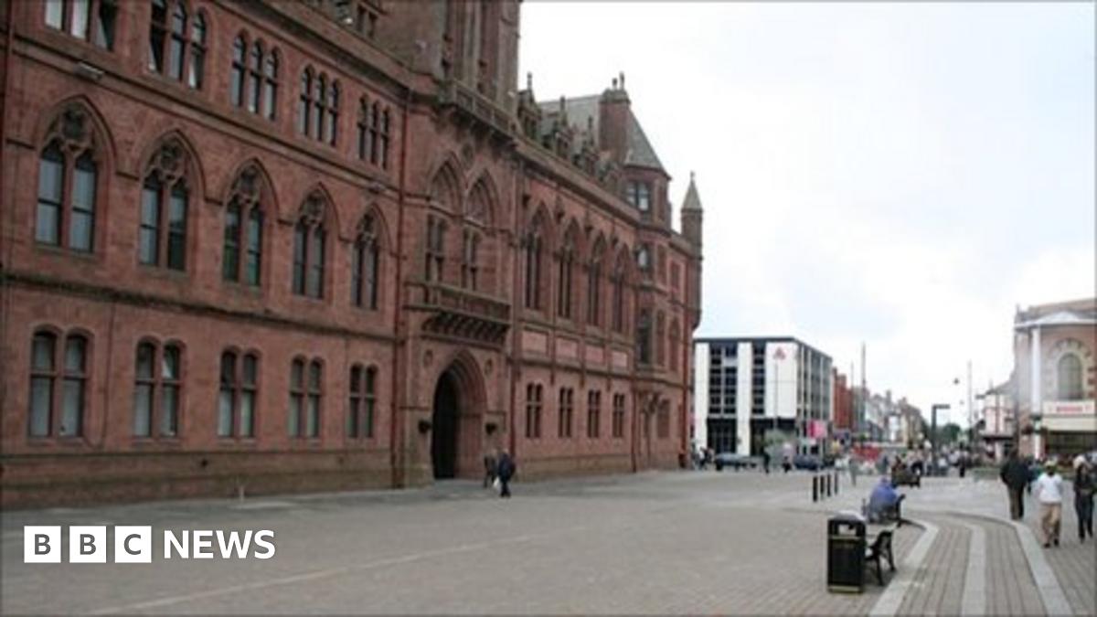 'Horrendous' budget leads to cuts for Barrow council - BBC News