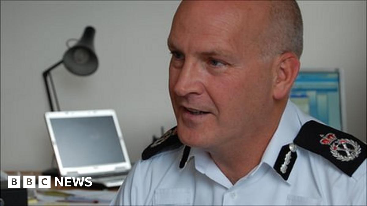 Guernsey Police Chief wants to focus on finances - BBC News