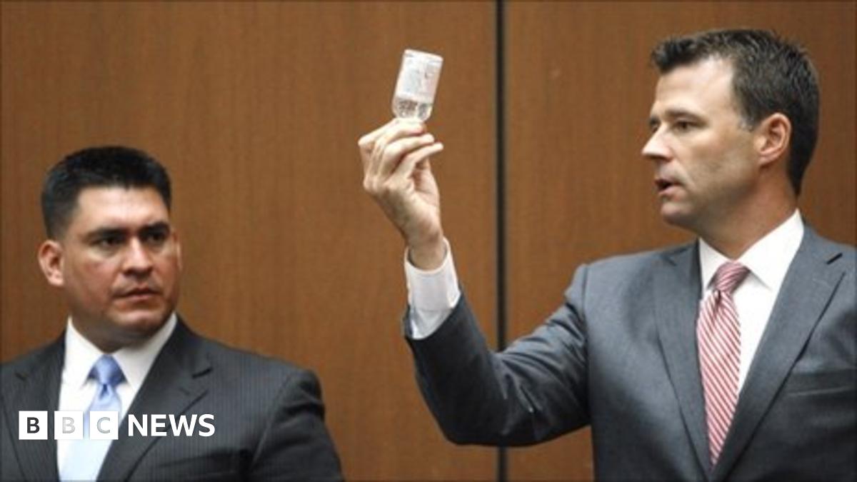 Michael Jackson doctor 'did not tell about propofol' - BBC News