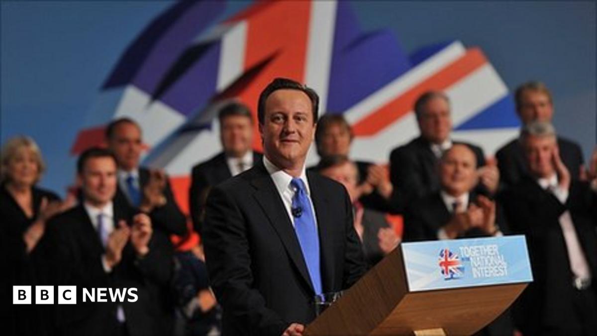 David Cameron defends economic growth policy - BBC News