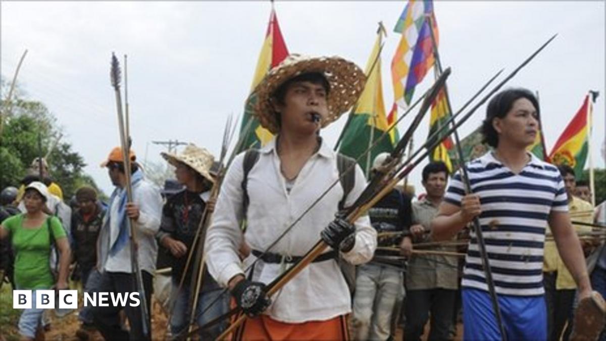 Bolivia Amazon protesters resume Tipnis road march - BBC News